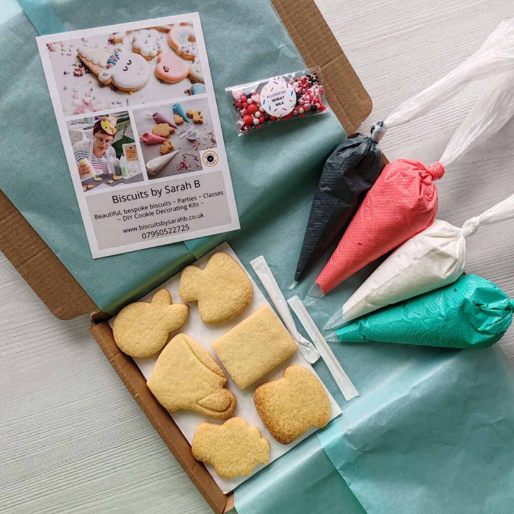 DIY Cookie Kit - Alice in Wonderland MINI - Biscuits by Sarah B